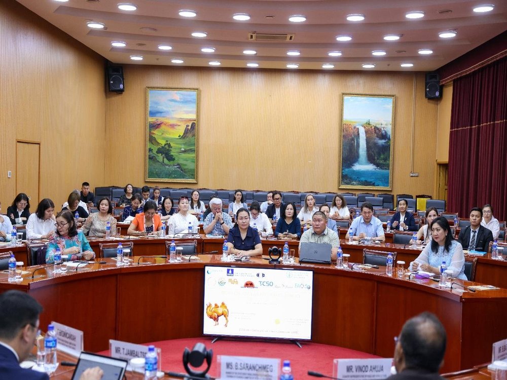 МОНГОЛ УЛСЫН ХОС БӨХТ ТЭМЭЭНИЙ АЖ АХУЙГ ХӨГЖҮҮЛЭХ ЧИГЛЭЛЭЭР ЗӨВЛӨМЖ ГАРГАЛАА